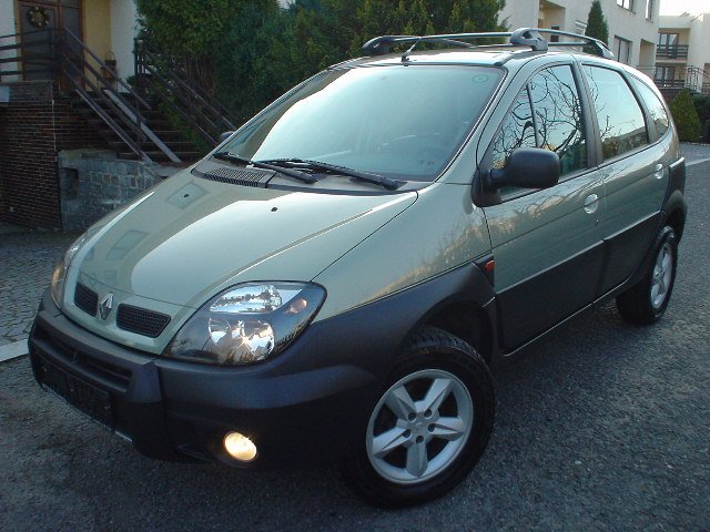 RENAULT SCENIC 2.0i 16v RX4 4x4 PRIVILEGE | Auto LIVA